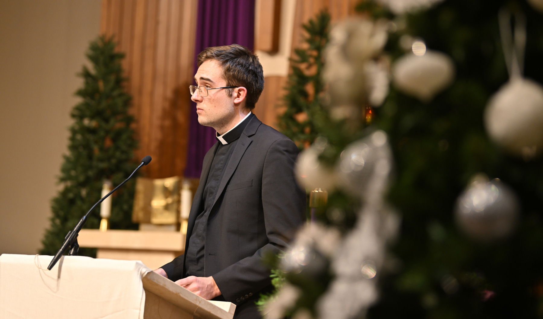 Seminarians gather for evening prayer, Christmas celebration with ...
