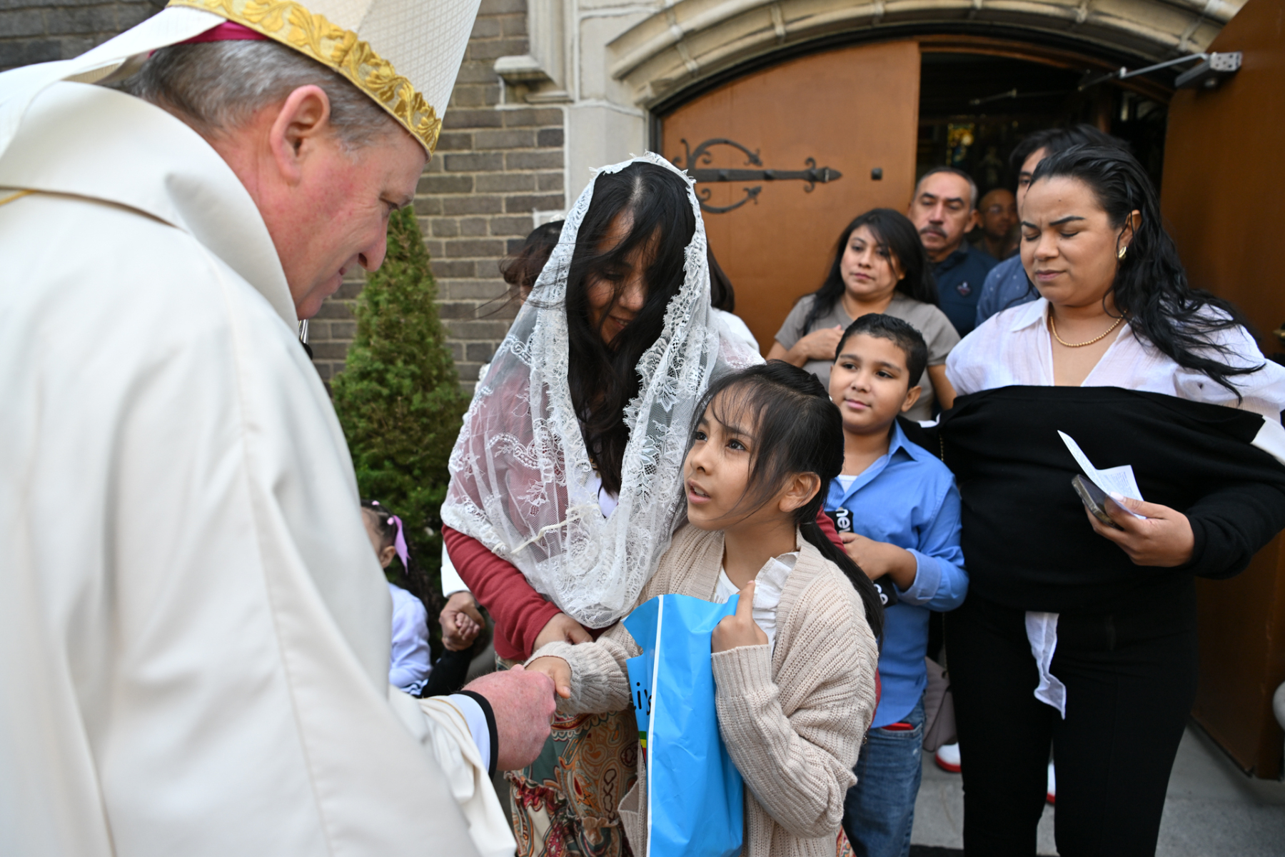 Bishop leads Paterson parish in Easter celebration – The Beacon