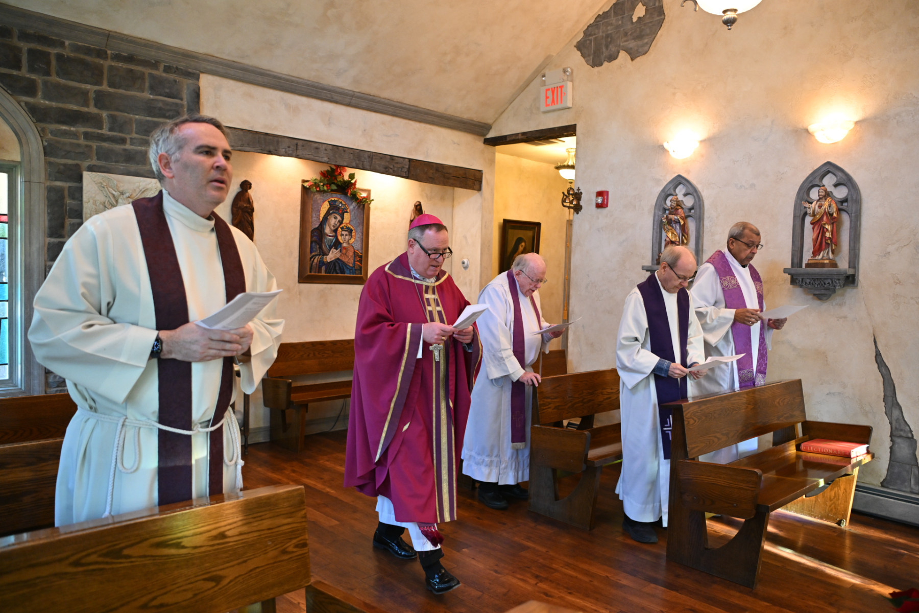 Retired priests in Chester share their Christmas cheer – The Beacon