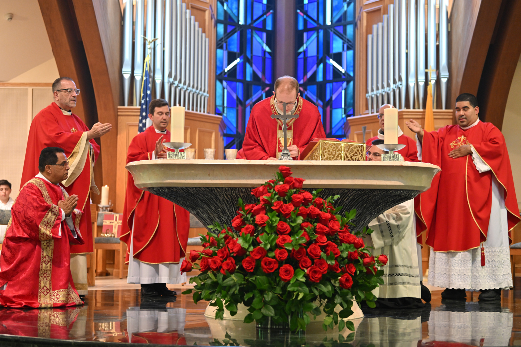 As new priest, Father Harfmann celebrates his first Mass – The Beacon