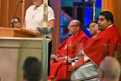 As new priest, Father Harfmann celebrates his first Mass – The Beacon