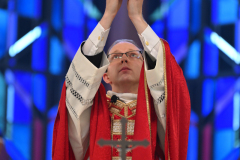 As new priest, Father Harfmann celebrates his first Mass – The Beacon