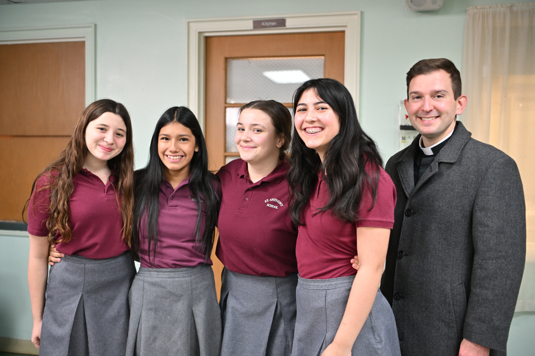 Grateful Hawthorne students help close Catholic Schools Week strong ...