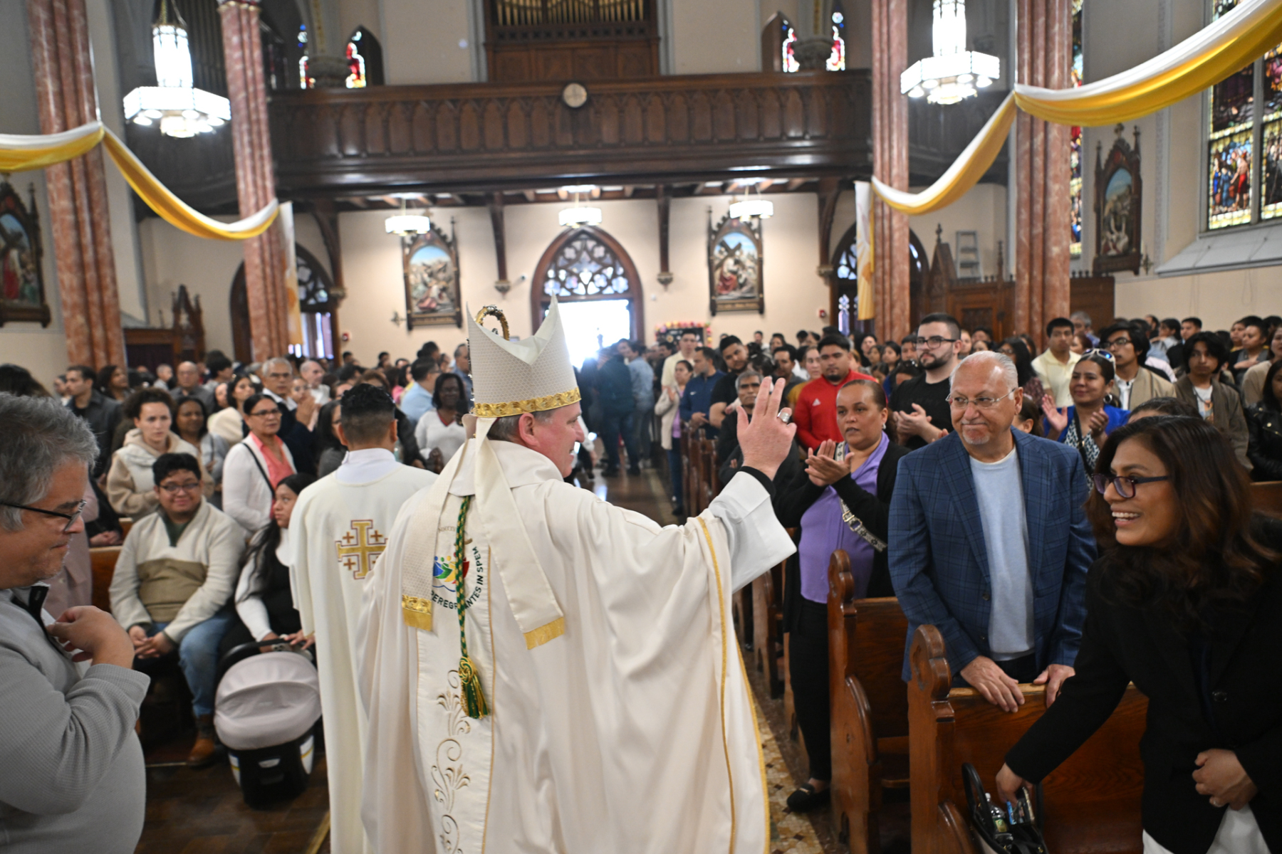 Passaic parish rejoices in Christ’s resurrection on Easter – The Beacon