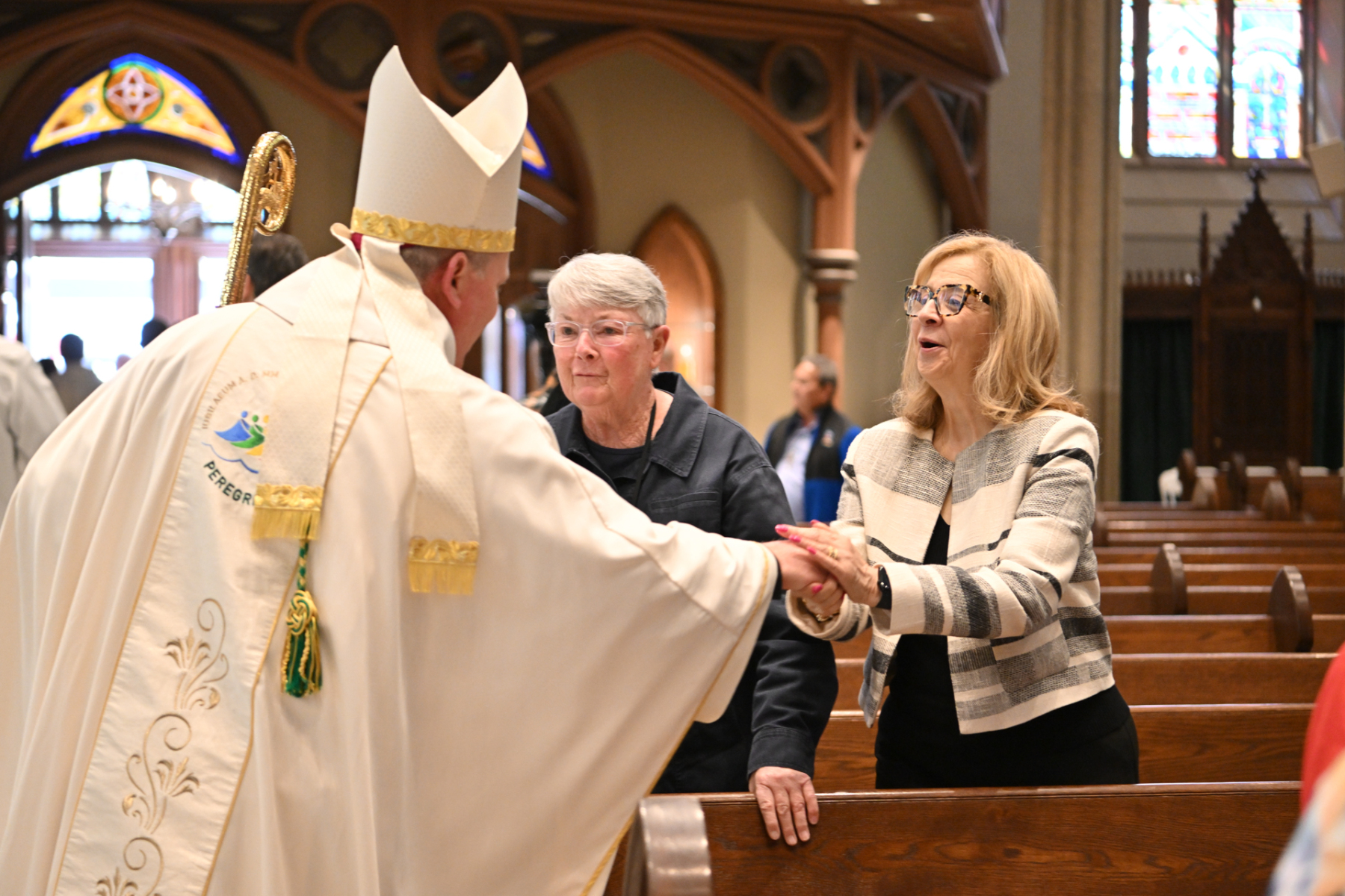 Pope Francis’ Mass echoes call to share love – The Beacon