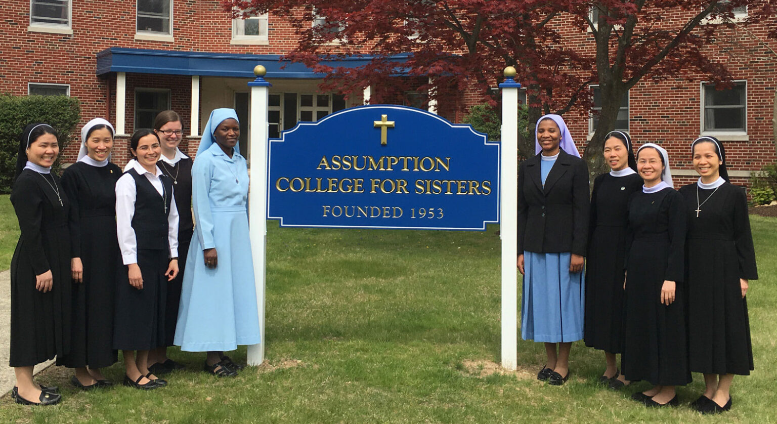 Sisters from around the world begin classes at Assumption College for ...