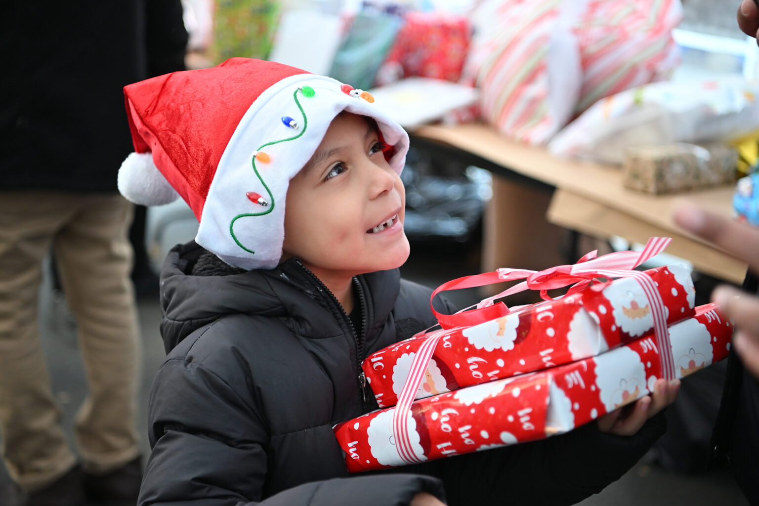 Bethlehem in Paterson brings Christmas spirit to people in need – The ...