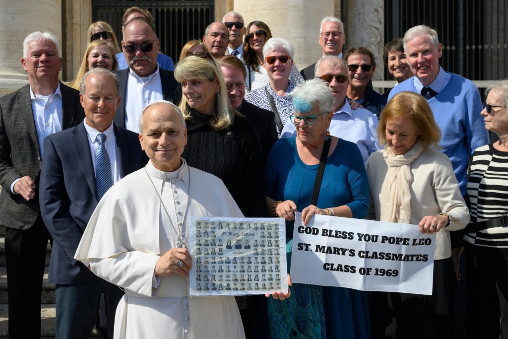Americans continue to feel drawn to Pope Leo, first American pontiff, a ...